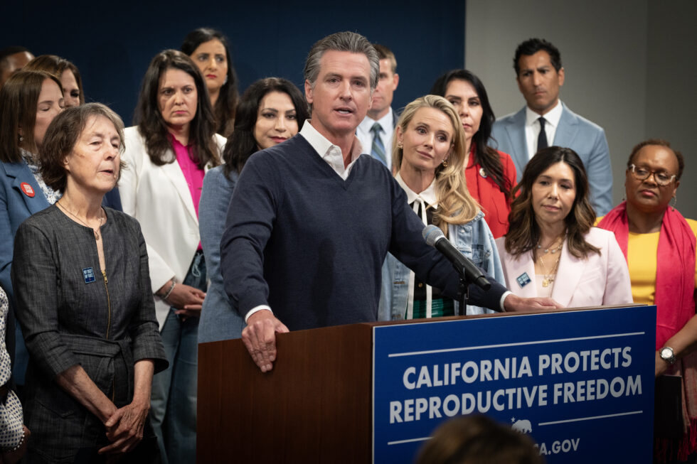 Governor Newsom & Women’s Caucus Announce Bill to Allow Arizona Doctors ...
