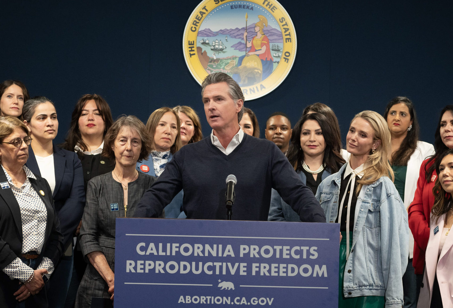 Governor Newsom signs bill to protect abortion care for Arizona ... Governor Newsom signs bill to protect abortion care for Arizona ...