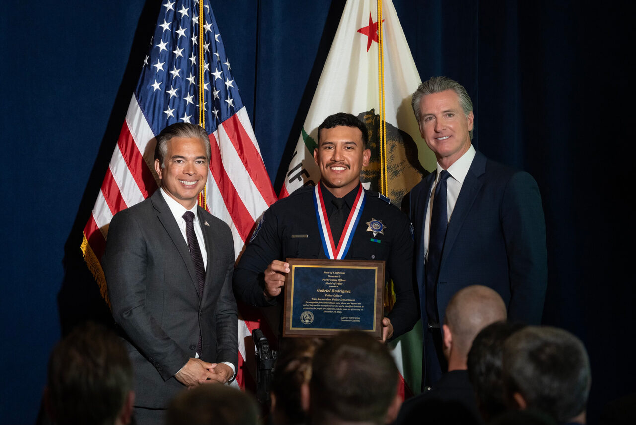 Governor Newsom honors public servants for their heroism | Governor of ...